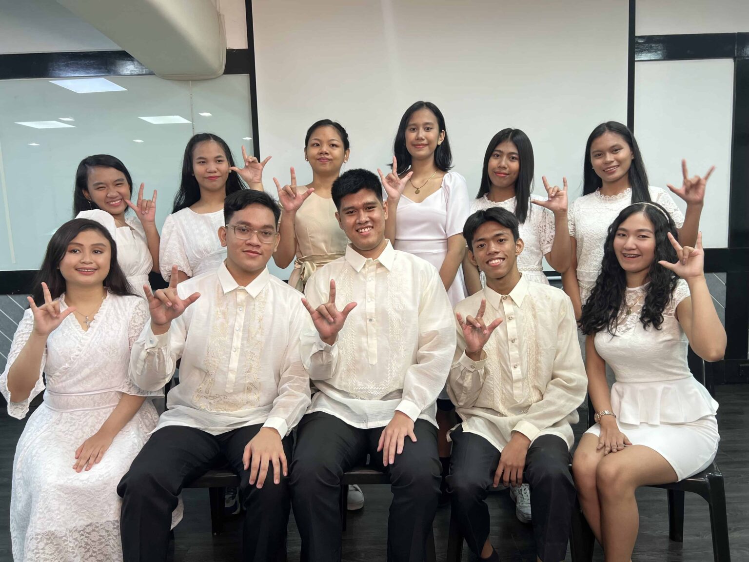 Benilde Deaf School welcomes first batch of junior high graduates - Benilde
