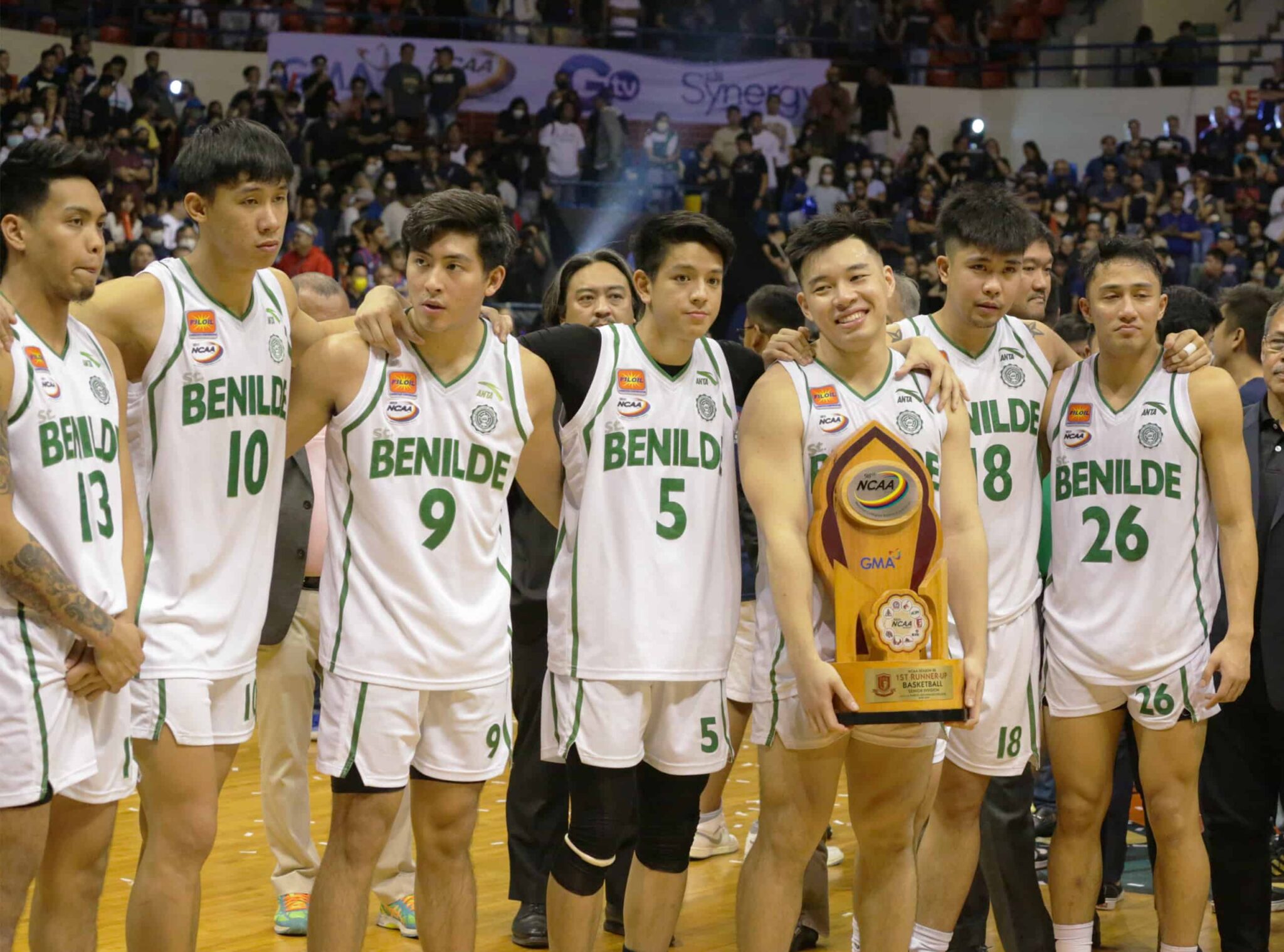 A Different Kind of Seeing the World - Benilde