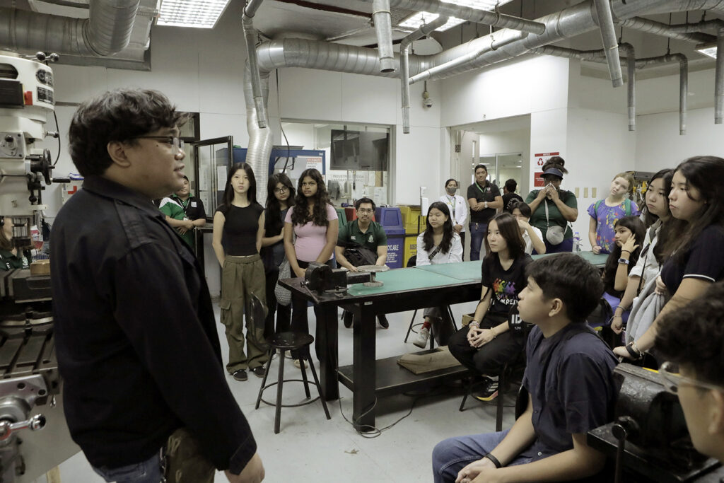 Singapore’s SJI International Visits Benilde - Benilde